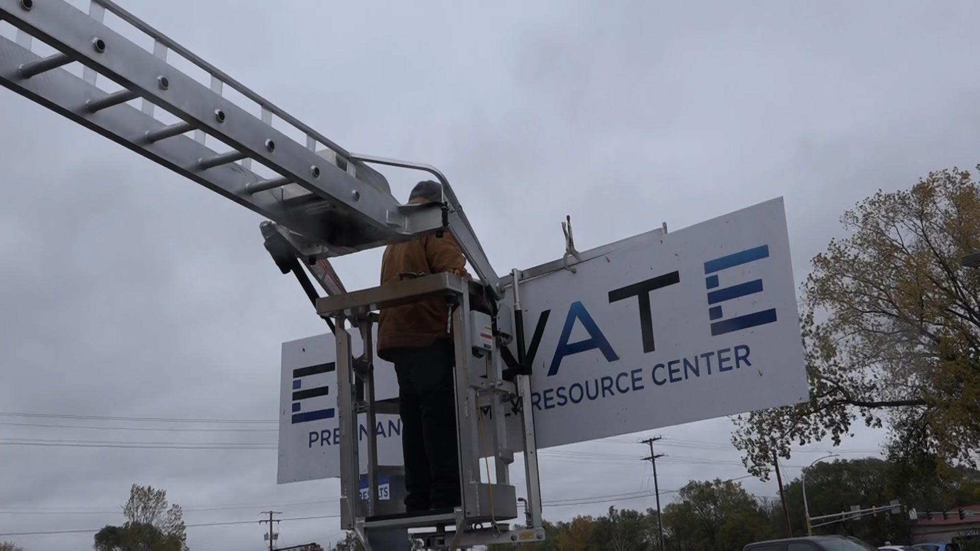 Chariot Bucket - Van Ladder Bucket Trucks